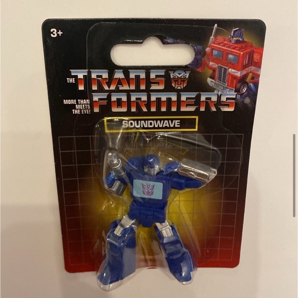 Hasbro | Toys | Hasbro Transformers Nwt Soundwave Collectible Figurine ...
